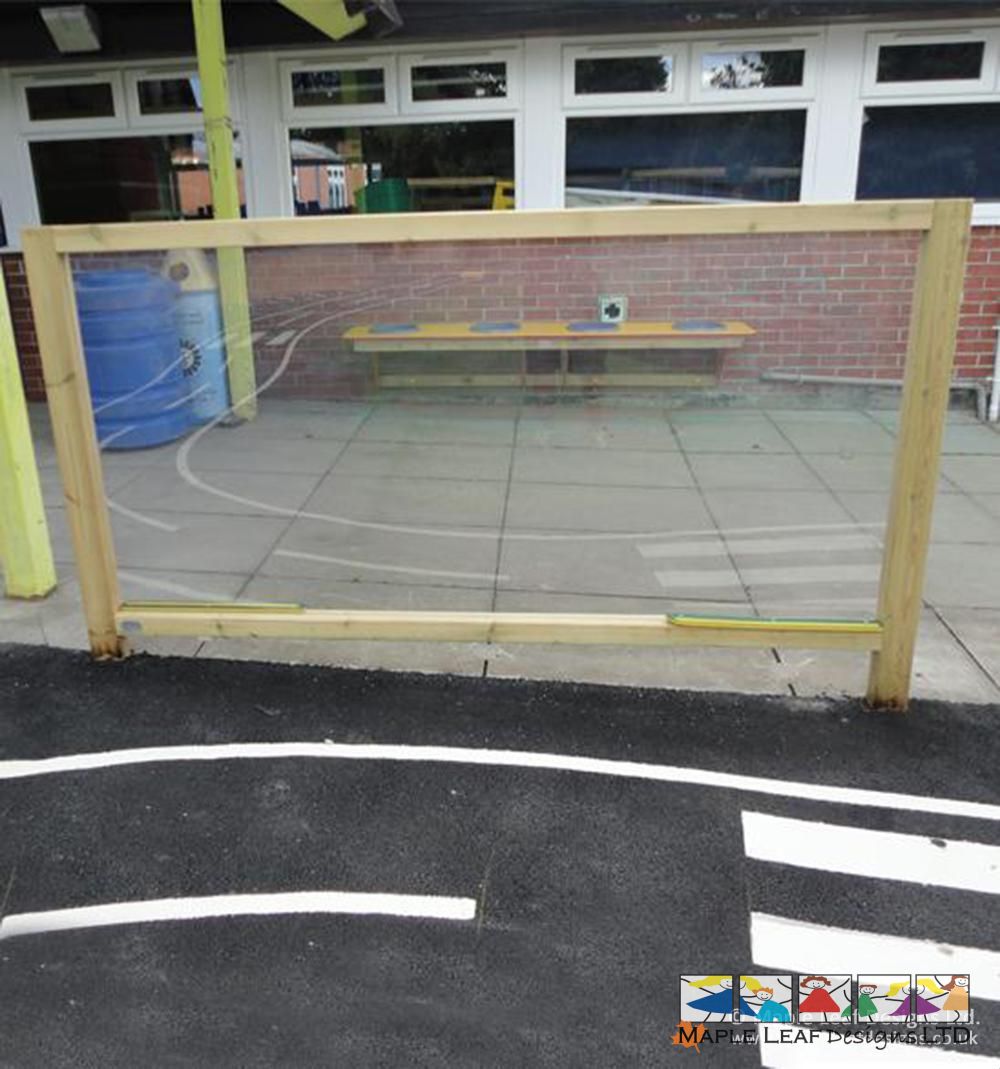 Free Standing Paint Panel - Maple Leaf Designs